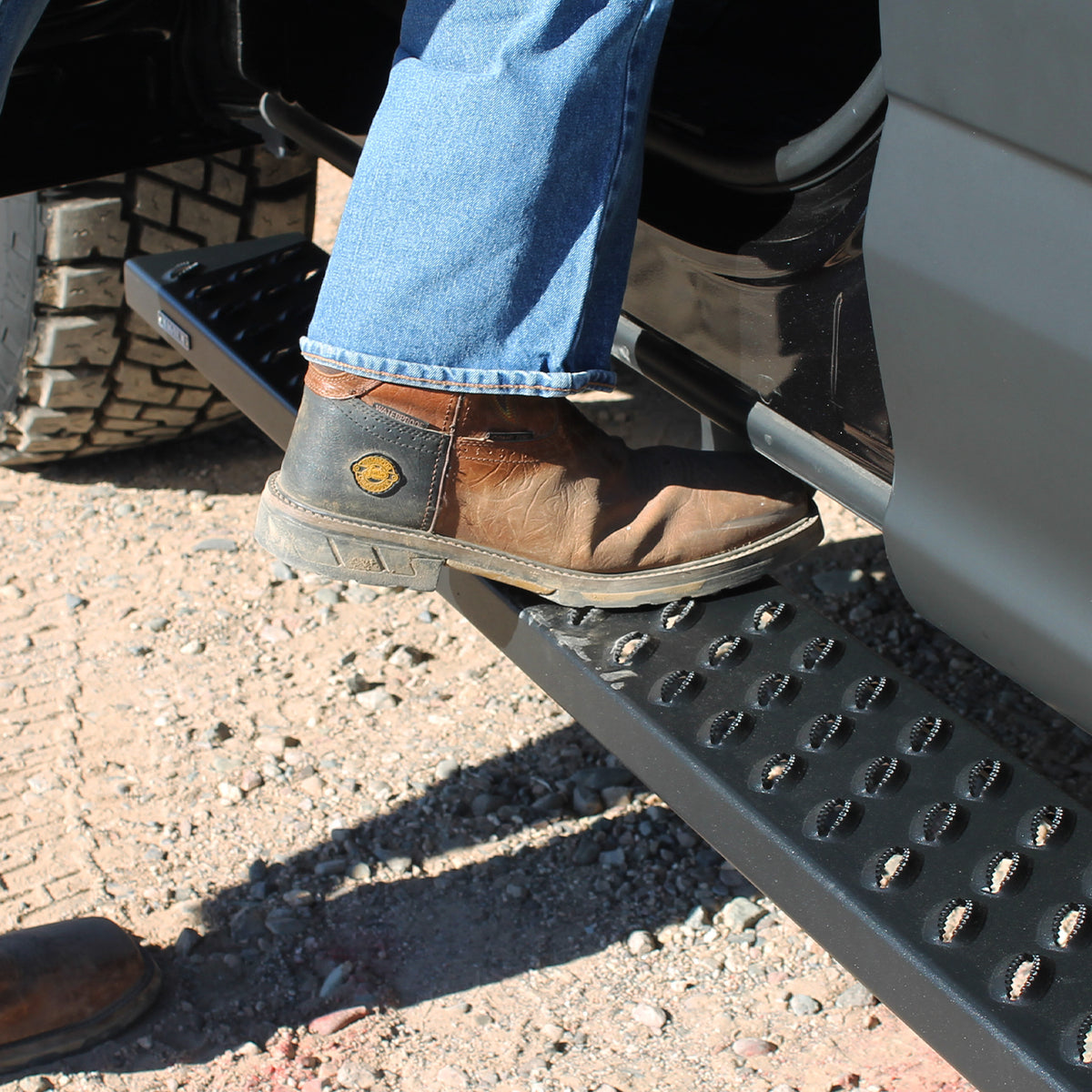 Raptor Series 6.5 in Sawtooth Slide Track Running Boards Black Texture ...